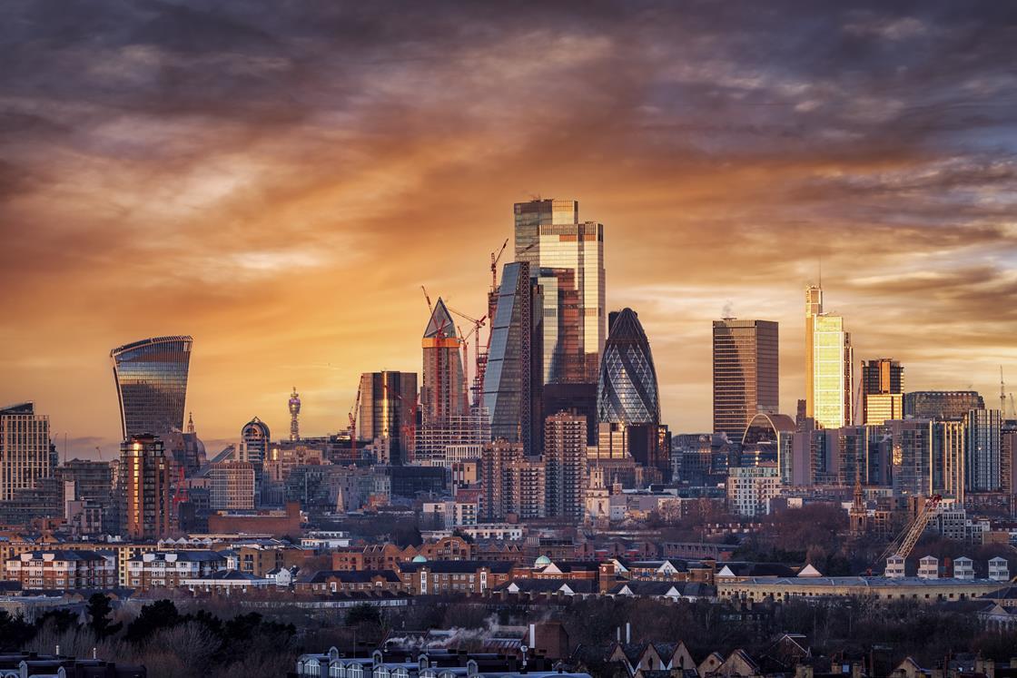 Bank of England boss tells insurers to 'light the blue touchpaper' and ...